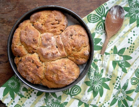 Vaguely Irish: Buttermilk and Currant Biscones | Kitchenist